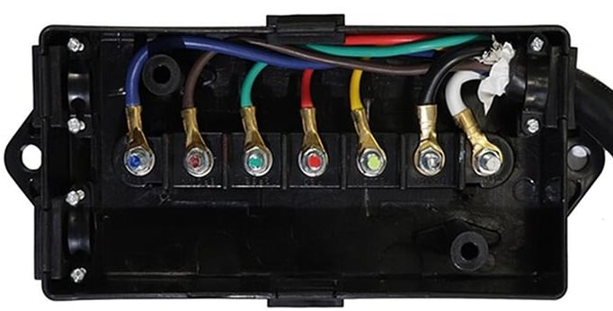 Keeping your trailer batteries charged with your tow vehicle, shore ...